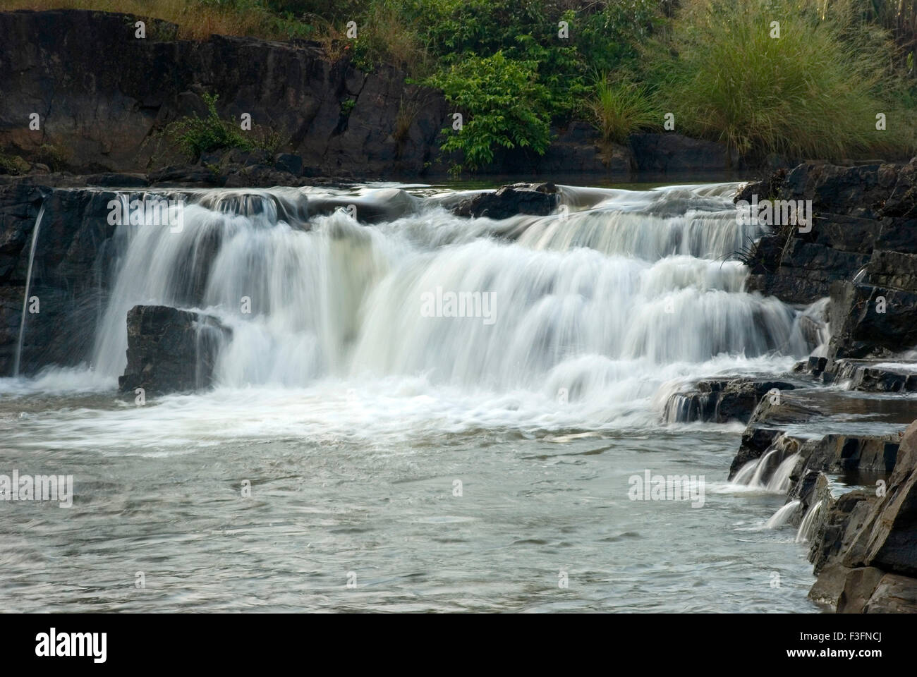 Napne water fall ; Sherpe Napne ; Khare Patan ; Station Vaibhavwadi ...
