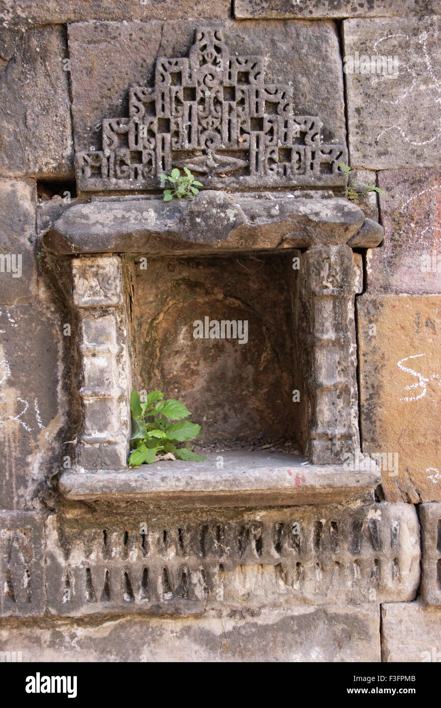 Halol hi-res stock photography and images - Alamy