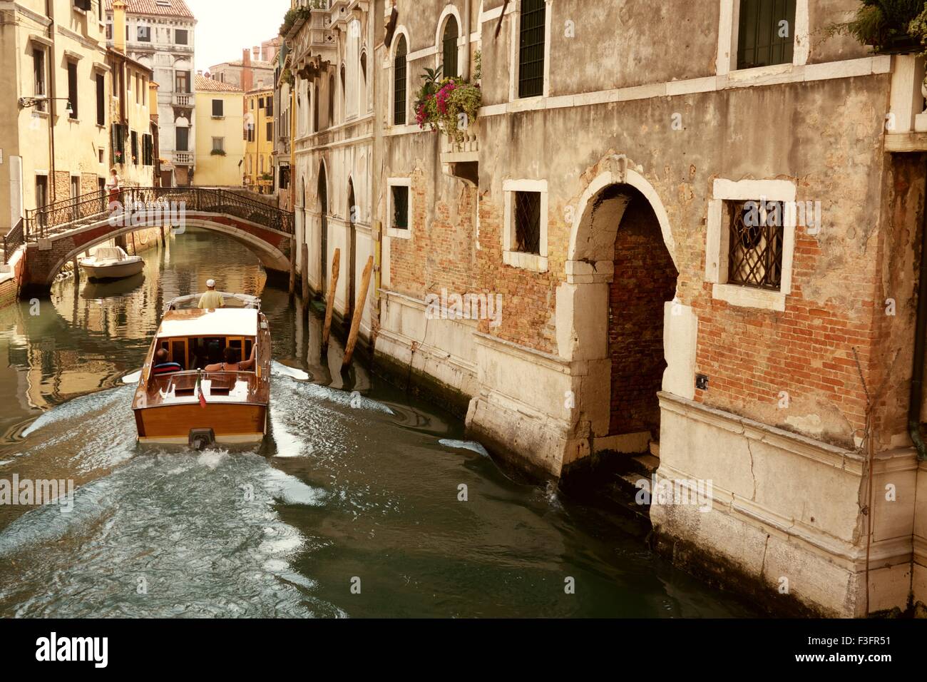Luxury boat in venice hi-res stock photography and images - Alamy