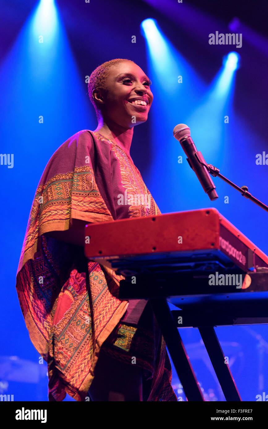 Laura mvula performing hi-res stock photography and images - Alamy