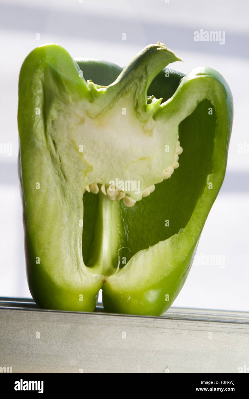 Capsicum, green capsicum, pepper, green pepper, chili pepper, bell ...