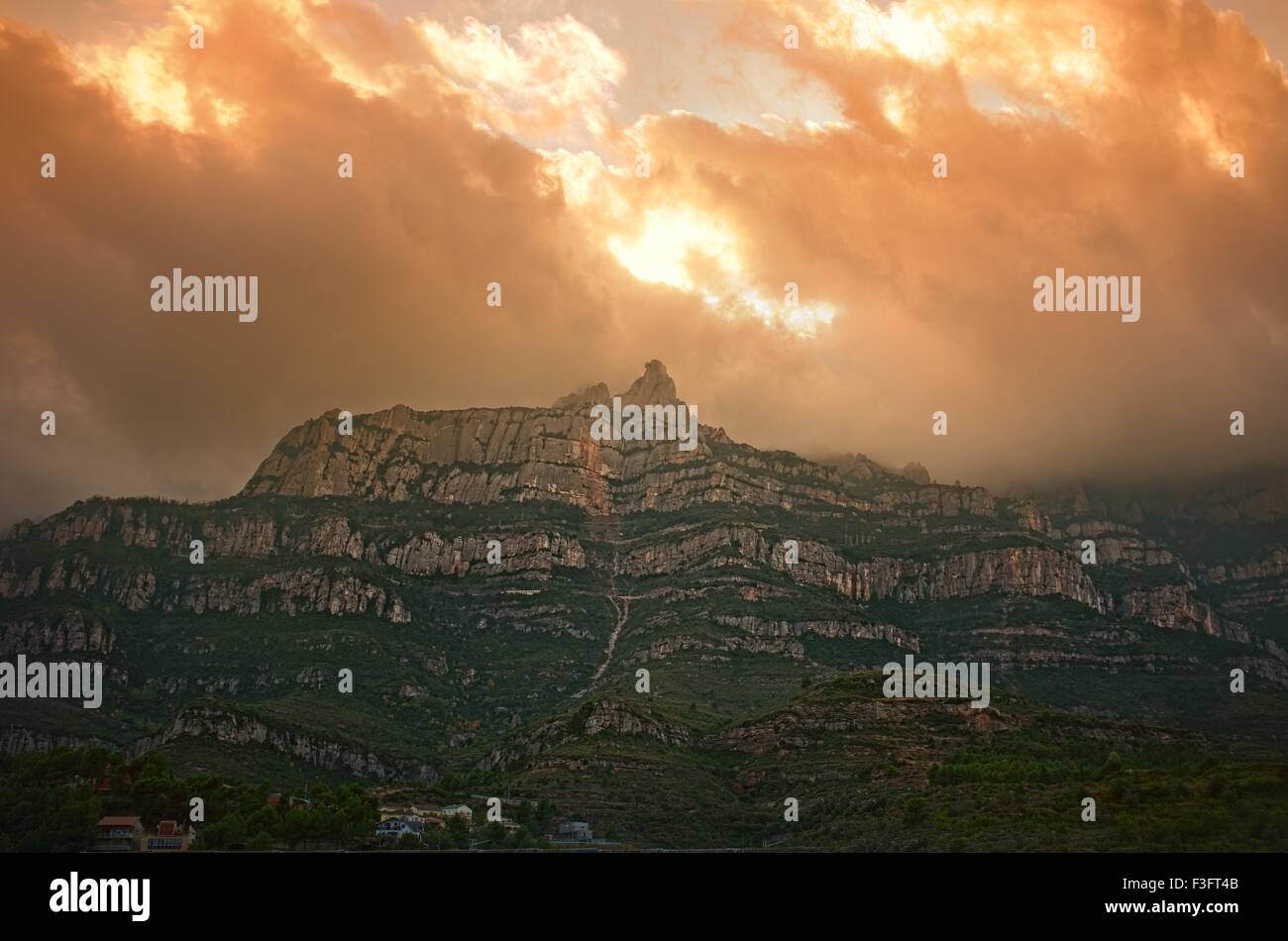 Montserrat mountain sunrise view hi-res stock photography and images ...