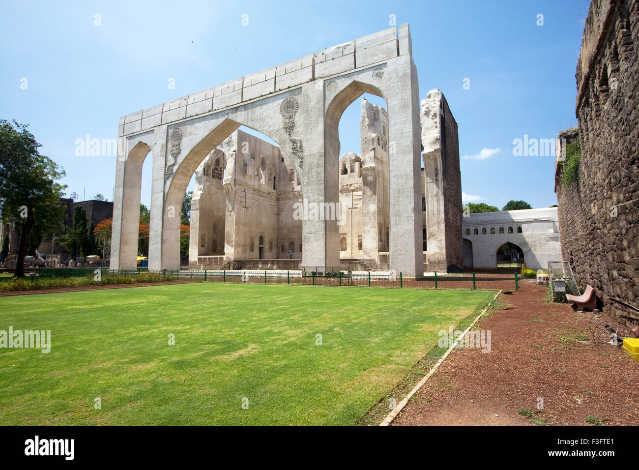 Gagan hi-res stock photography and images - Alamy