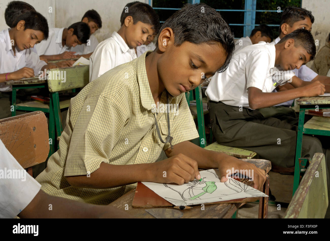 School boys in uniform hi-res stock photography and images - Alamy