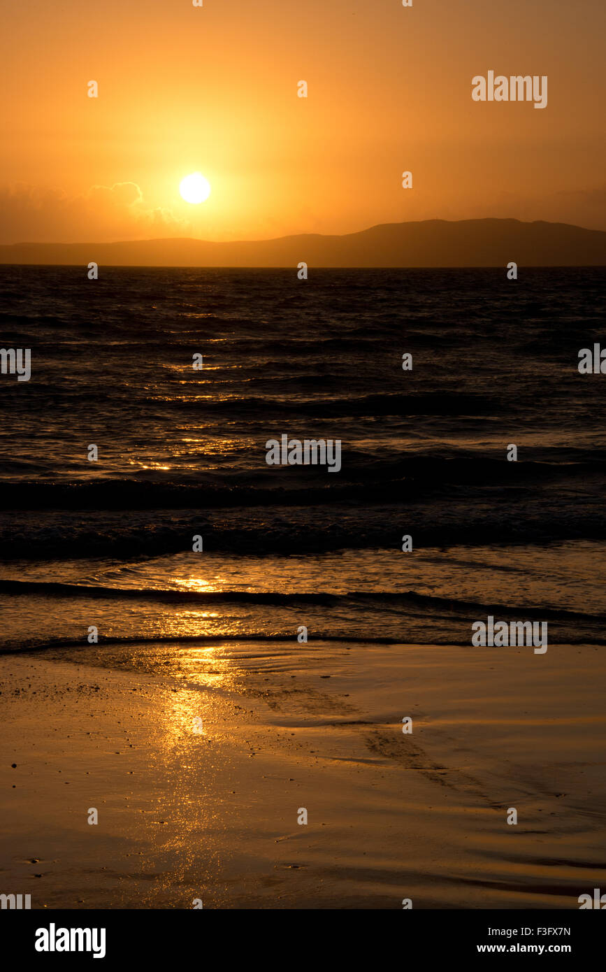 Islay sunset hi-res stock photography and images - Alamy