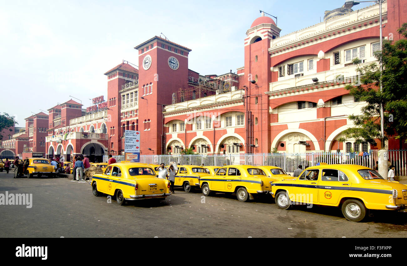 Howrah railway station building and taxi stand ; Calcutta now Kolkata ...