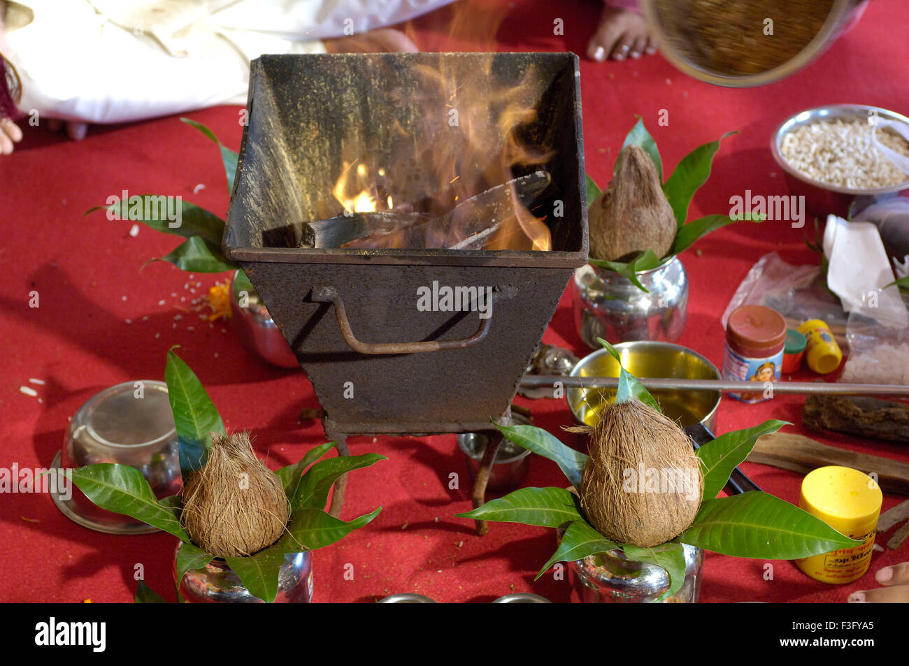 Holy fire or havan in marriage ceremony Stock Photo - Alamy