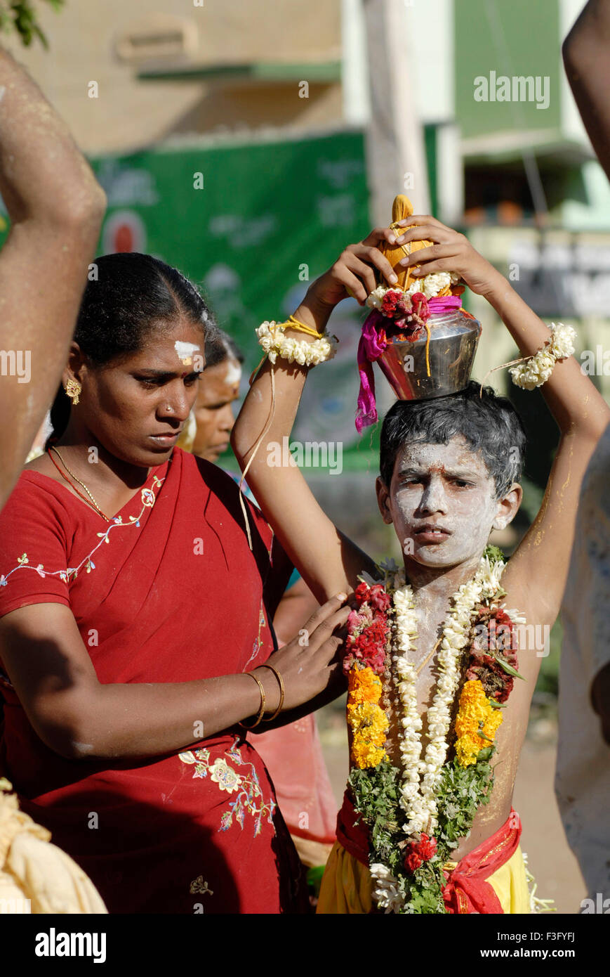 Paal Kudam High Resolution Stock Photography and Images - Alamy