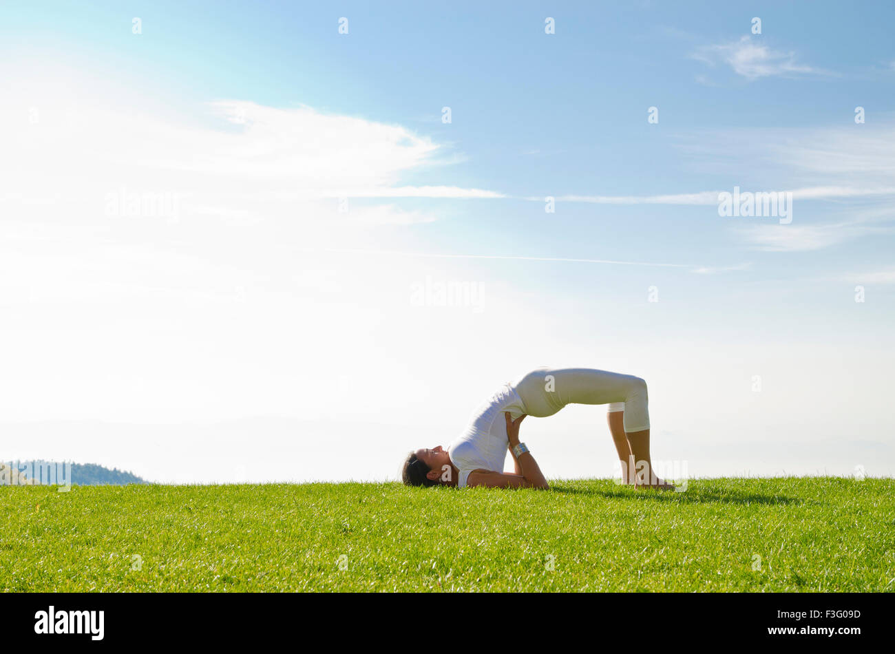 Setu asana hi-res stock photography and images - Alamy