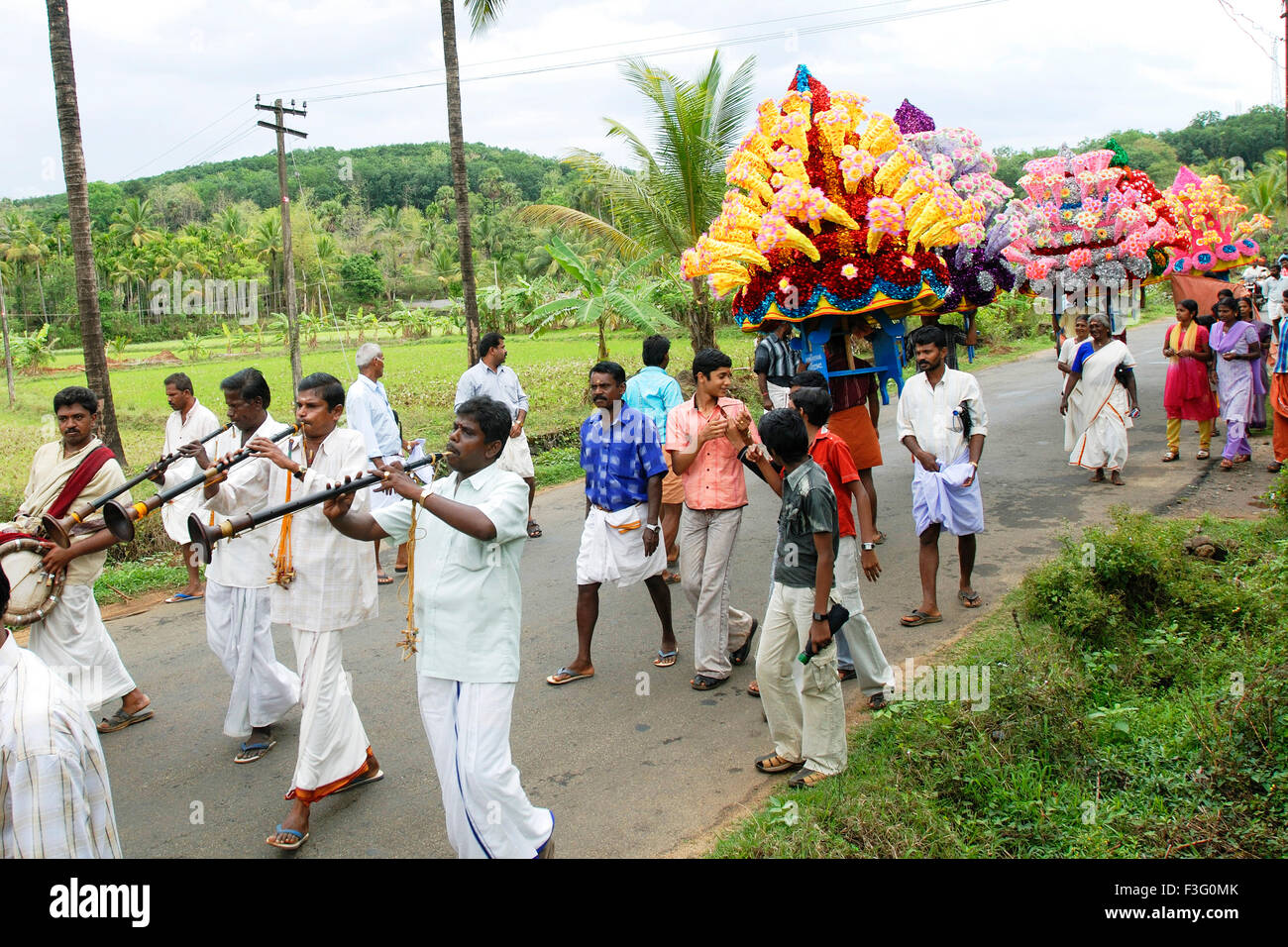 Kerala kavadi festivals hi-res stock photography and images - Alamy