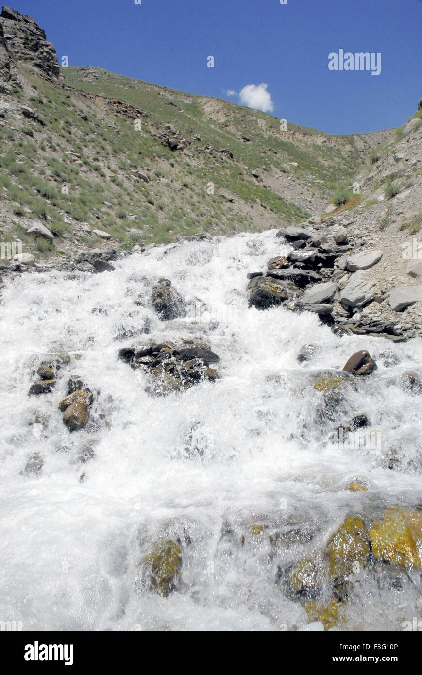 Himalayan waterfalls hi-res stock photography and images - Alamy