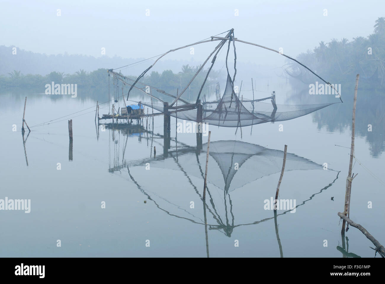 The Chinese fishing net ; cheena vala fishing technique ; cochin kochin ... The Chinese fishing net ; cheena vala fishing technique ; cochin kochin ...