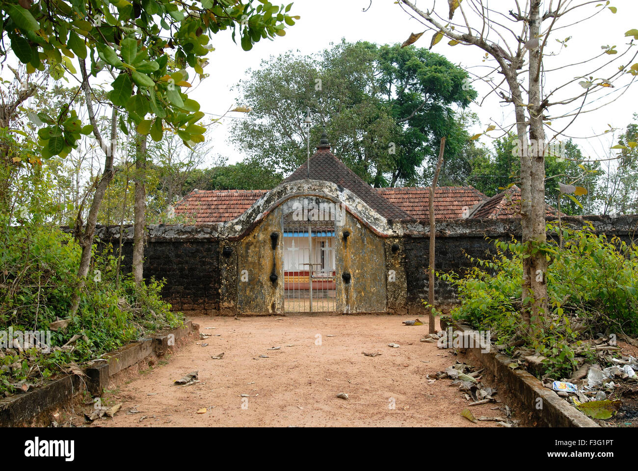Paravur jewish synagogue hi-res stock photography and images - Alamy