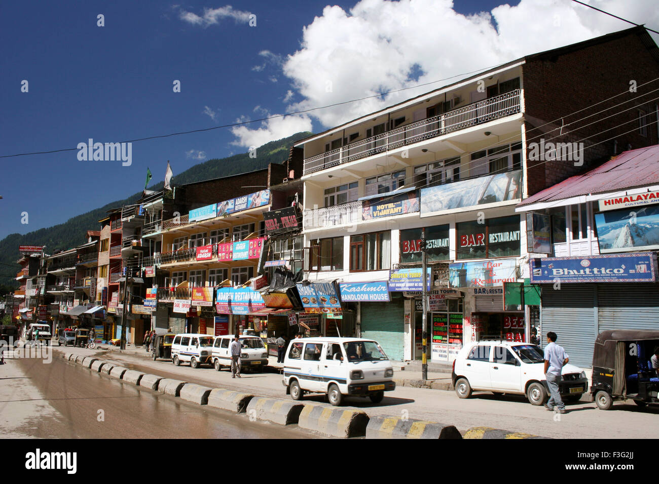 Manali Hill station ; Manali ; Himachal Pradesh ; India Stock Photo - Alamy