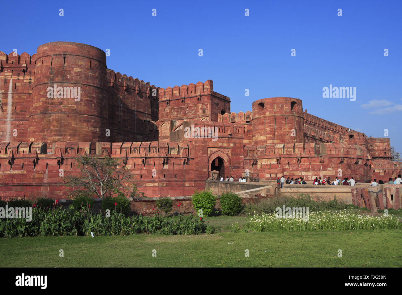 Agra fort built in 16th century Mughal emperor made red sand stone ...