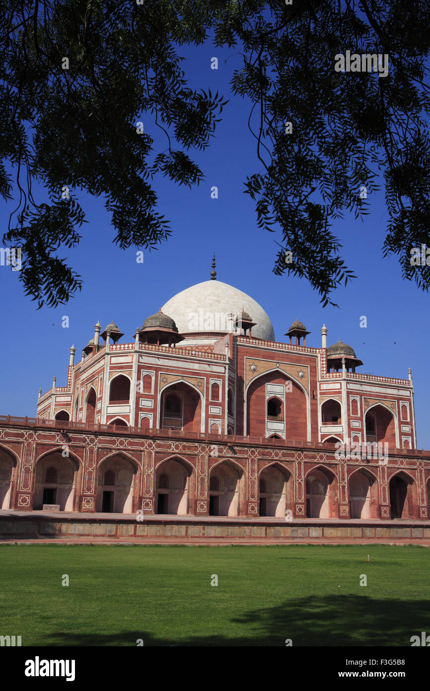 Humayuns tomb 1570 red sandstone white marble first garden subcontinent ...