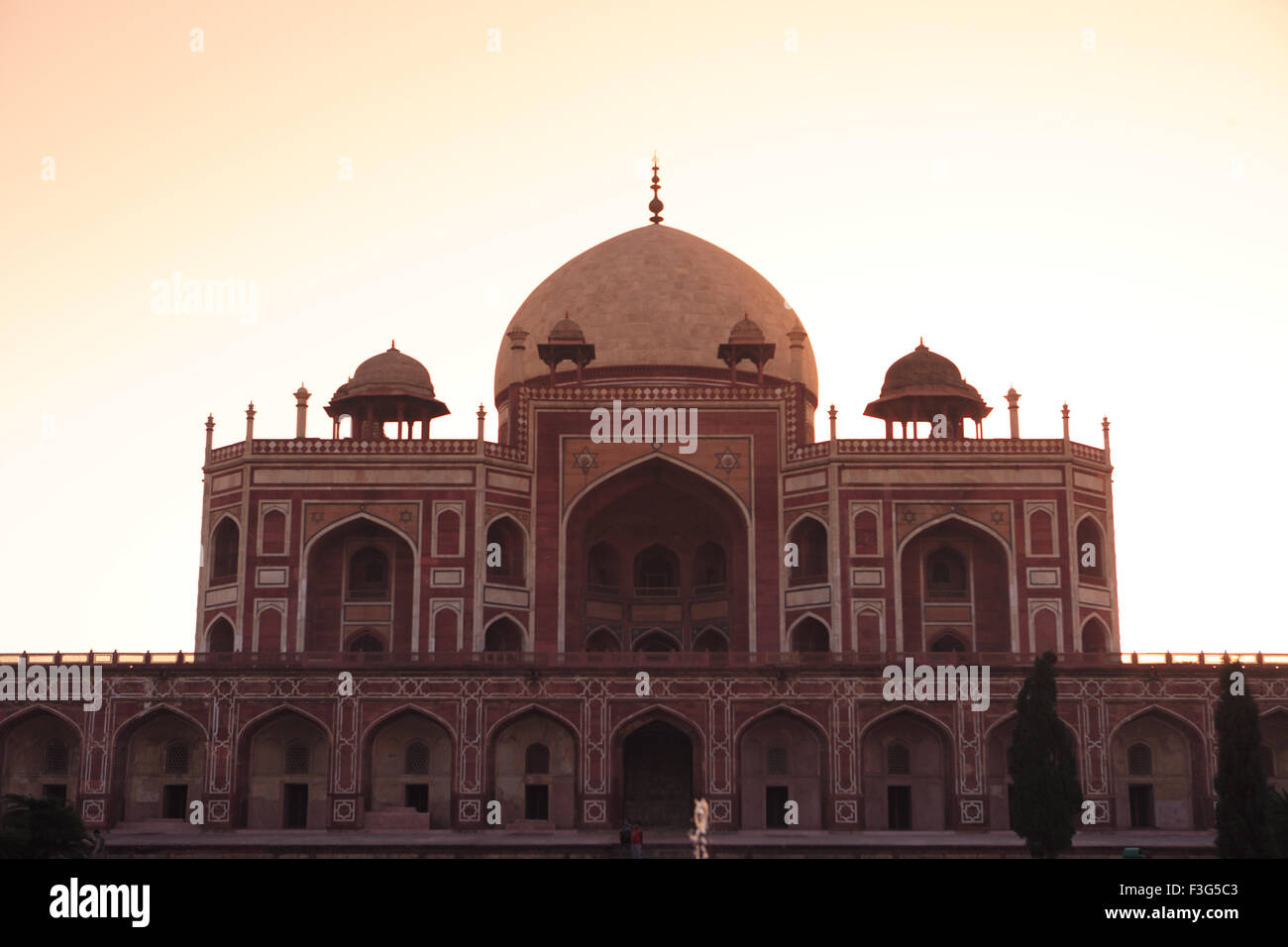 Sunrise Humayuns tomb 1570 made red sandstone white marble garden ...
