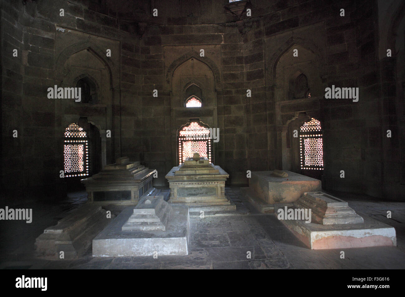 Burial chamber hi-res stock photography and images - Alamy
