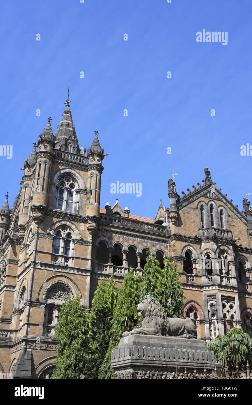 Chhatrapati Shivaji Terminus Victorian gothic revival architecture ...