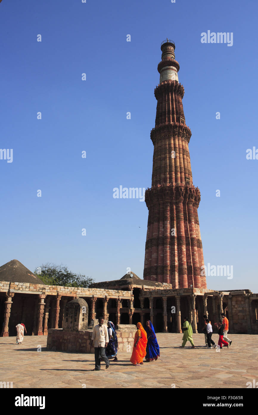 Red muslim mosque hi-res stock photography and images - Alamy