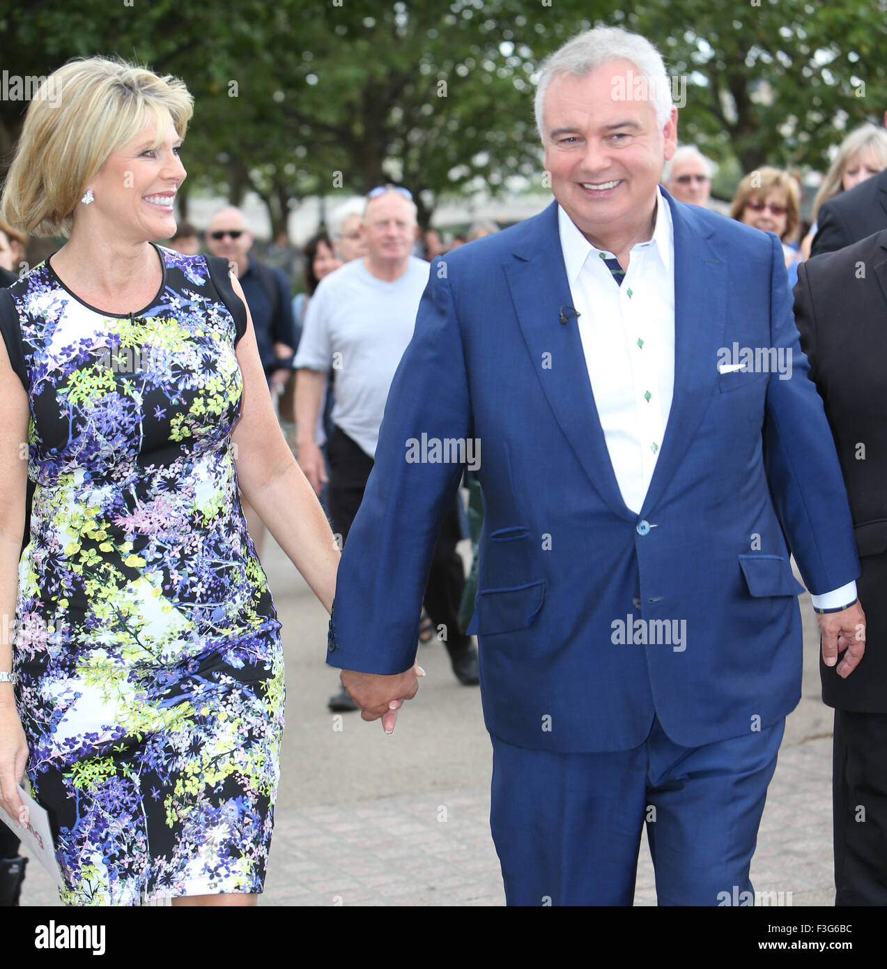 Eamonn Holmes and Ruth Langsford outside filming on the Southbank ...