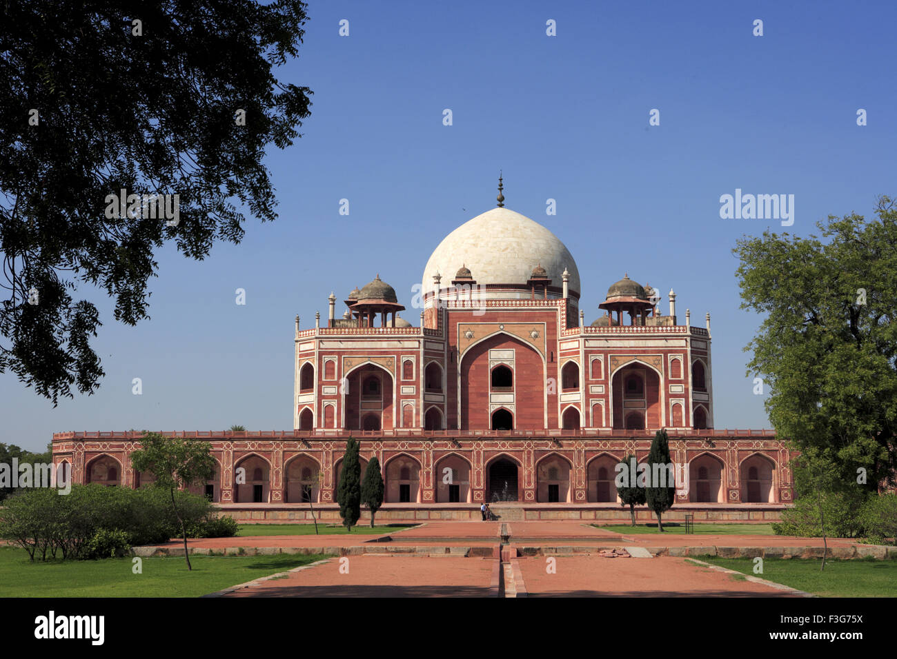 Humayun's tomb built 1570 red sandstone and white marble subcontinent ...