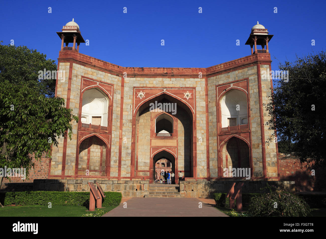 West gate of Humayun's tomb 1570 made red sandstone white marble first ...