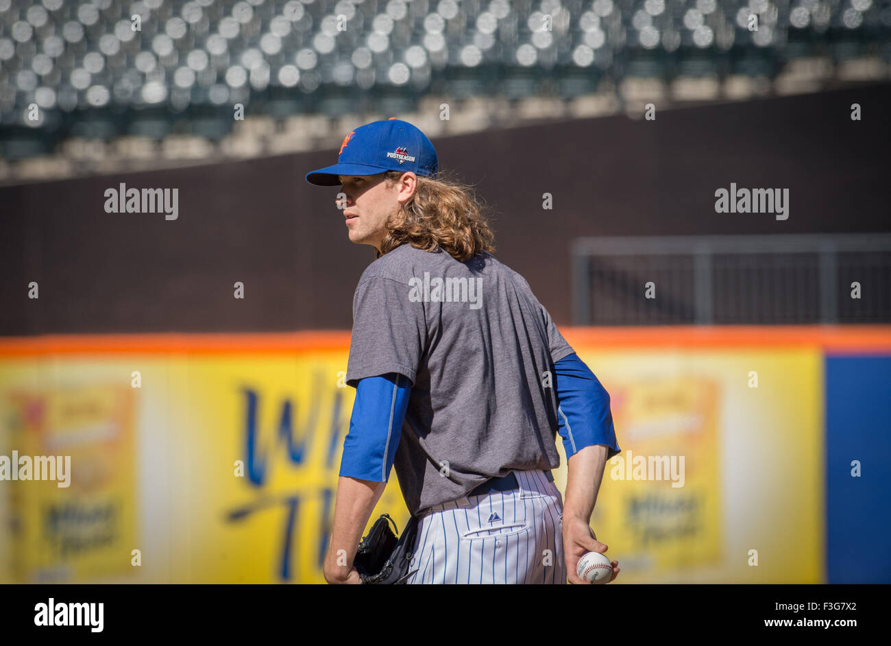 Jacob degrom 48 of the new york mets hi-res stock photography and ...