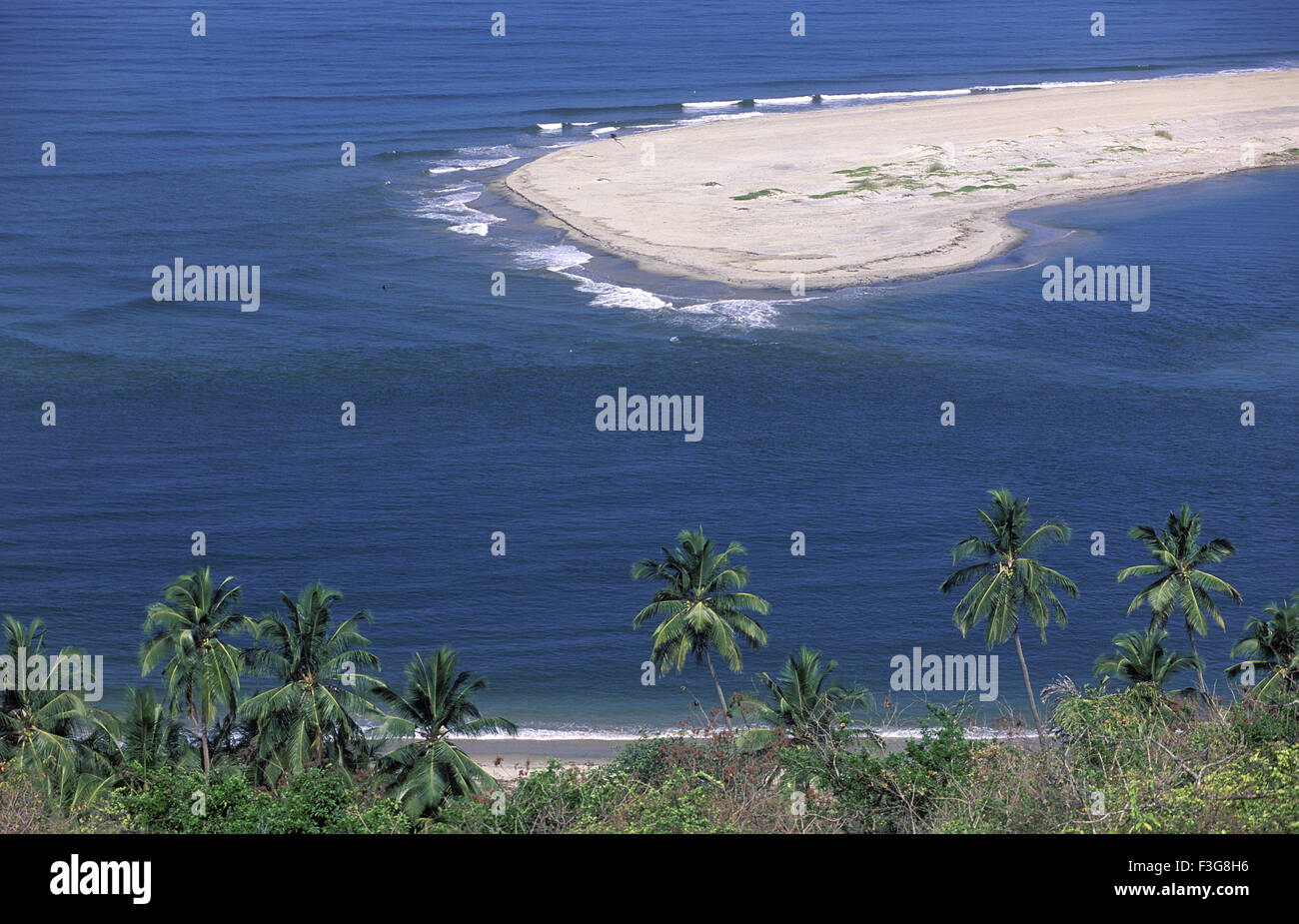 Malvan beach hi-res stock photography and images - Alamy