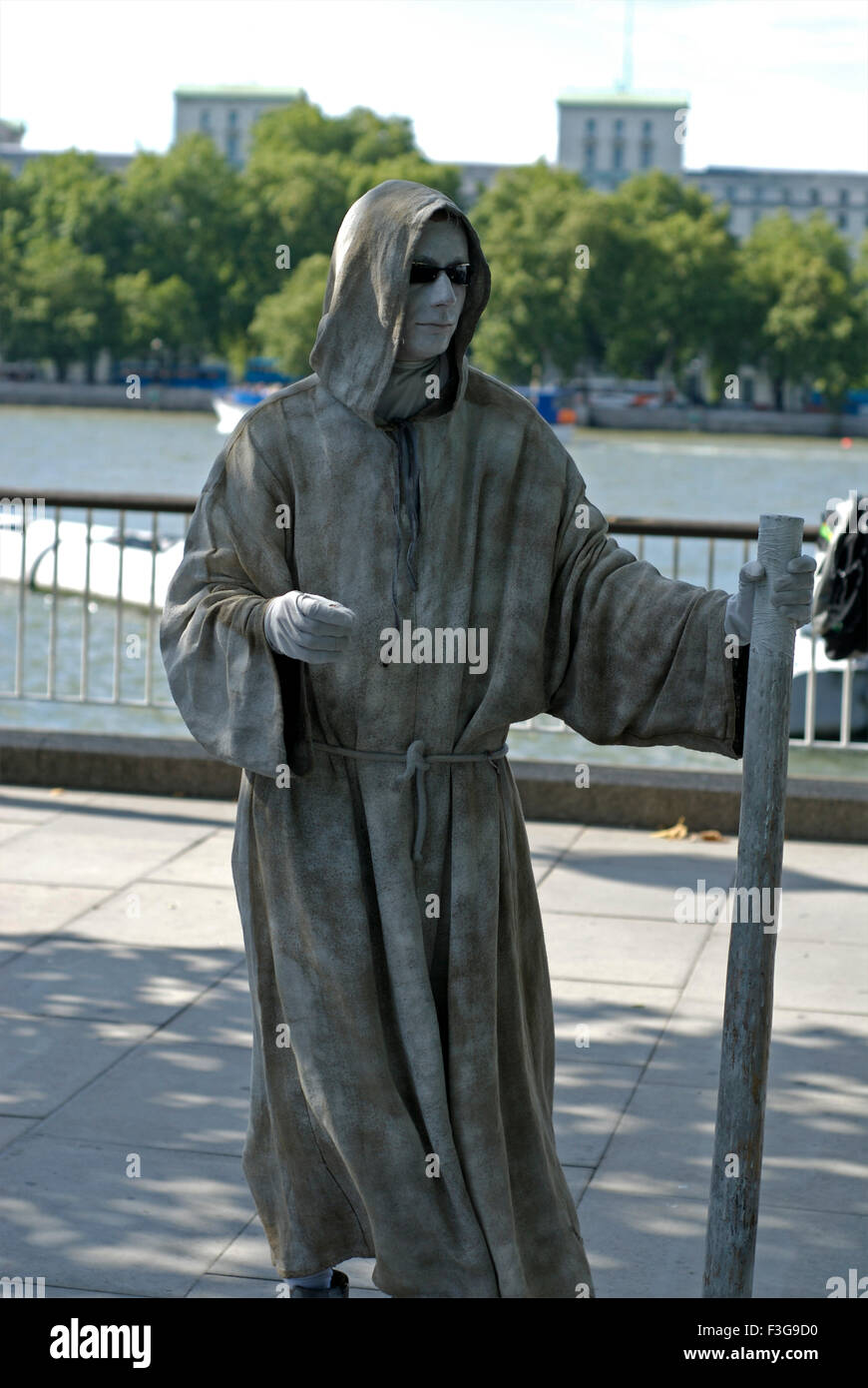 Street Performer Living Statue High Resolution Stock Photography and ...