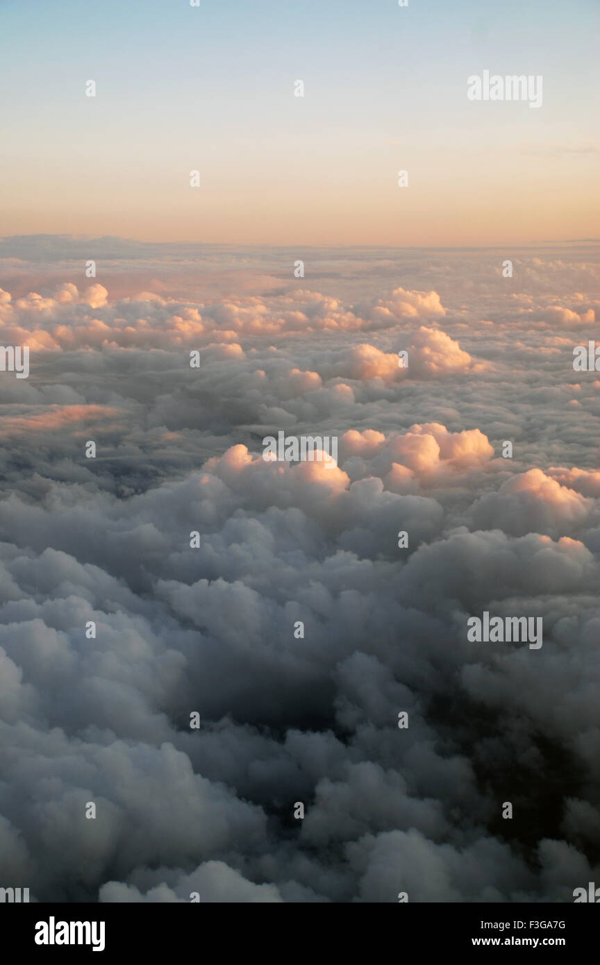 Cloudy sky still life hi-res stock photography and images - Alamy