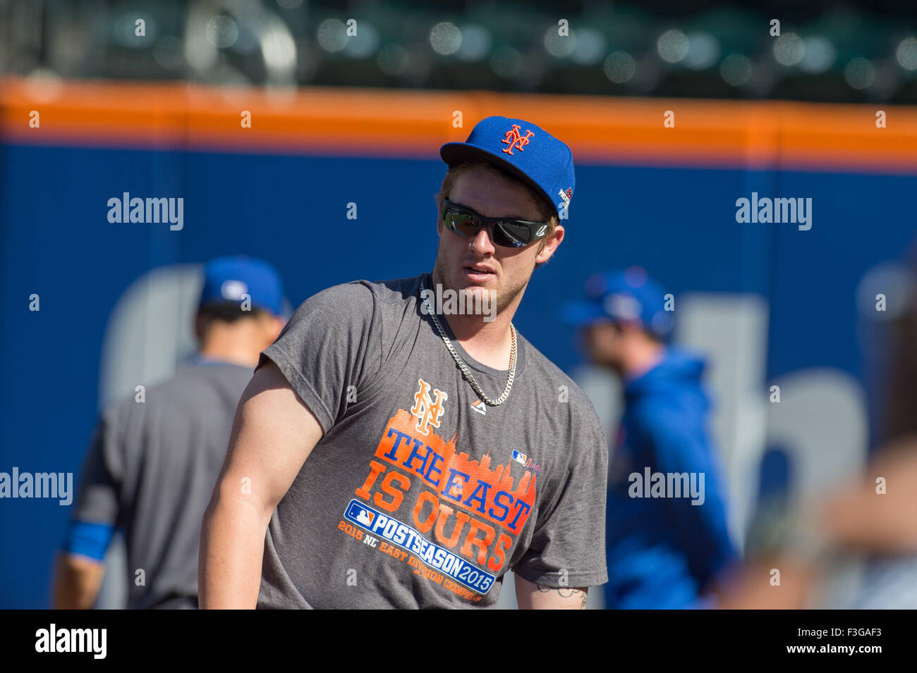 New York, NY, USA. 6th Oct, 2015. New York Mets relief pitcher ADDISON ...