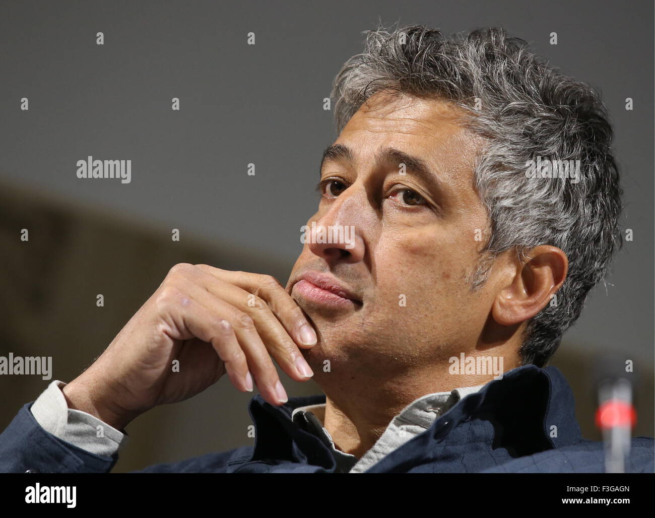 Hani Rashid Stock Photos & Hani Rashid Stock Images - Alamy