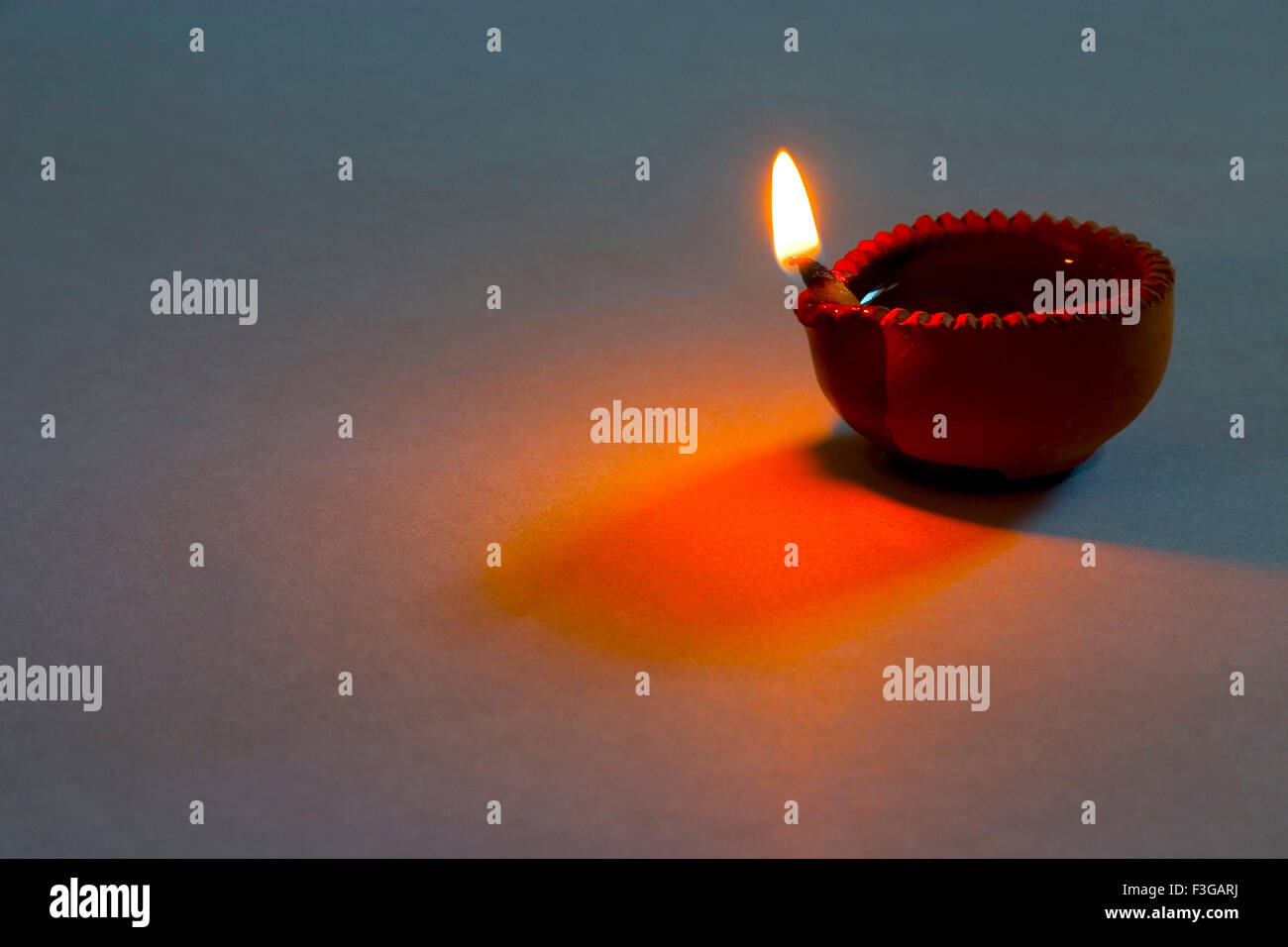 Diya light hi-res stock photography and images - Alamy