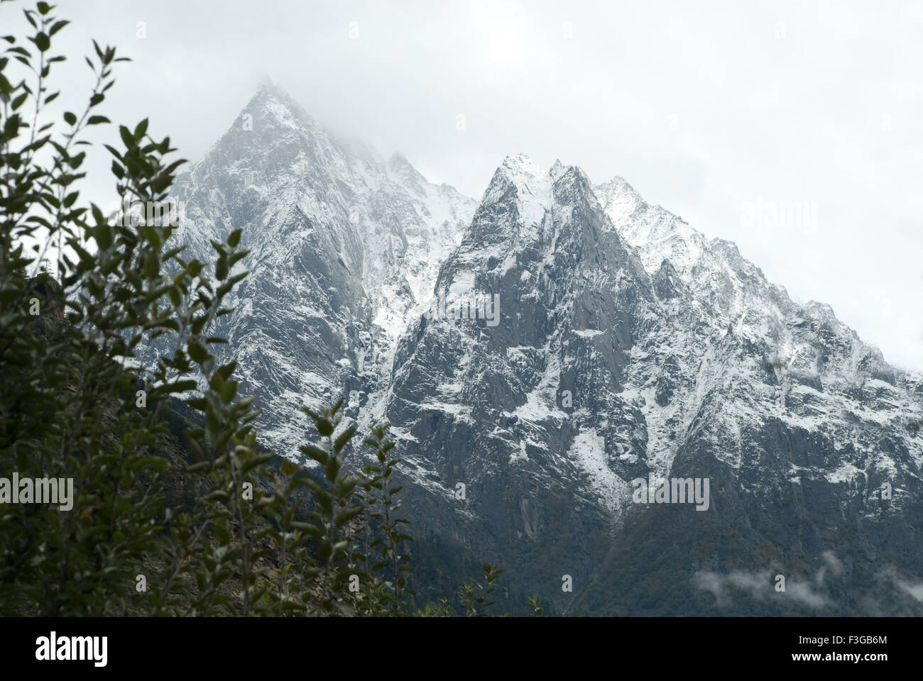 Kinner Kailash snow covered mountain range at Chitkul ; Sangla Valley ...