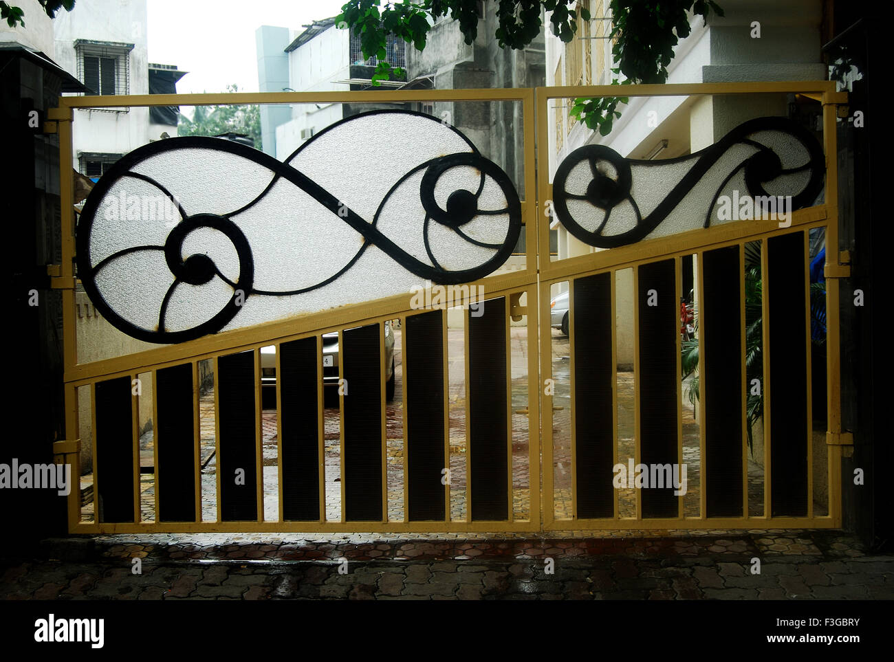 Decorative Entrance Gate of Building Stock Photo - Alamy