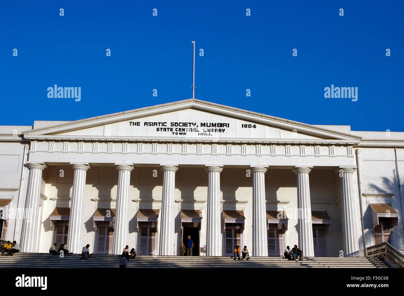 State central library town hall ; Bombay now Mumbai ; Maharashtra ...