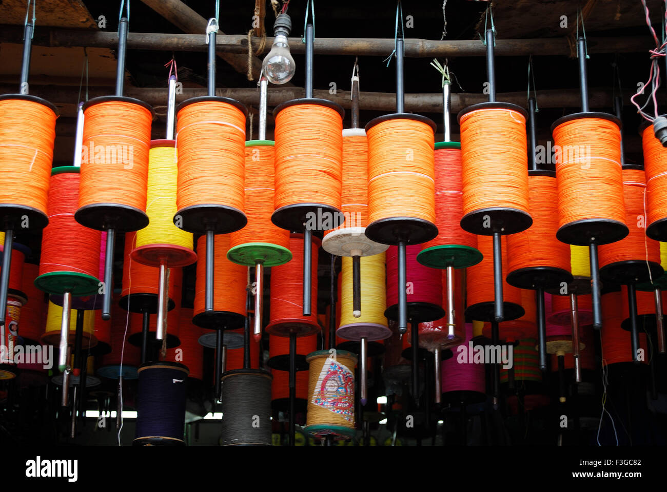 Hanging by threads hi-res stock photography and images - Alamy