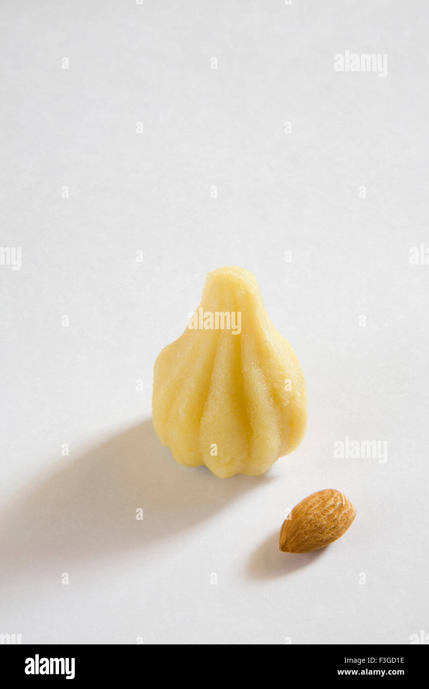 Indian sweet modak hi-res stock photography and images - Alamy