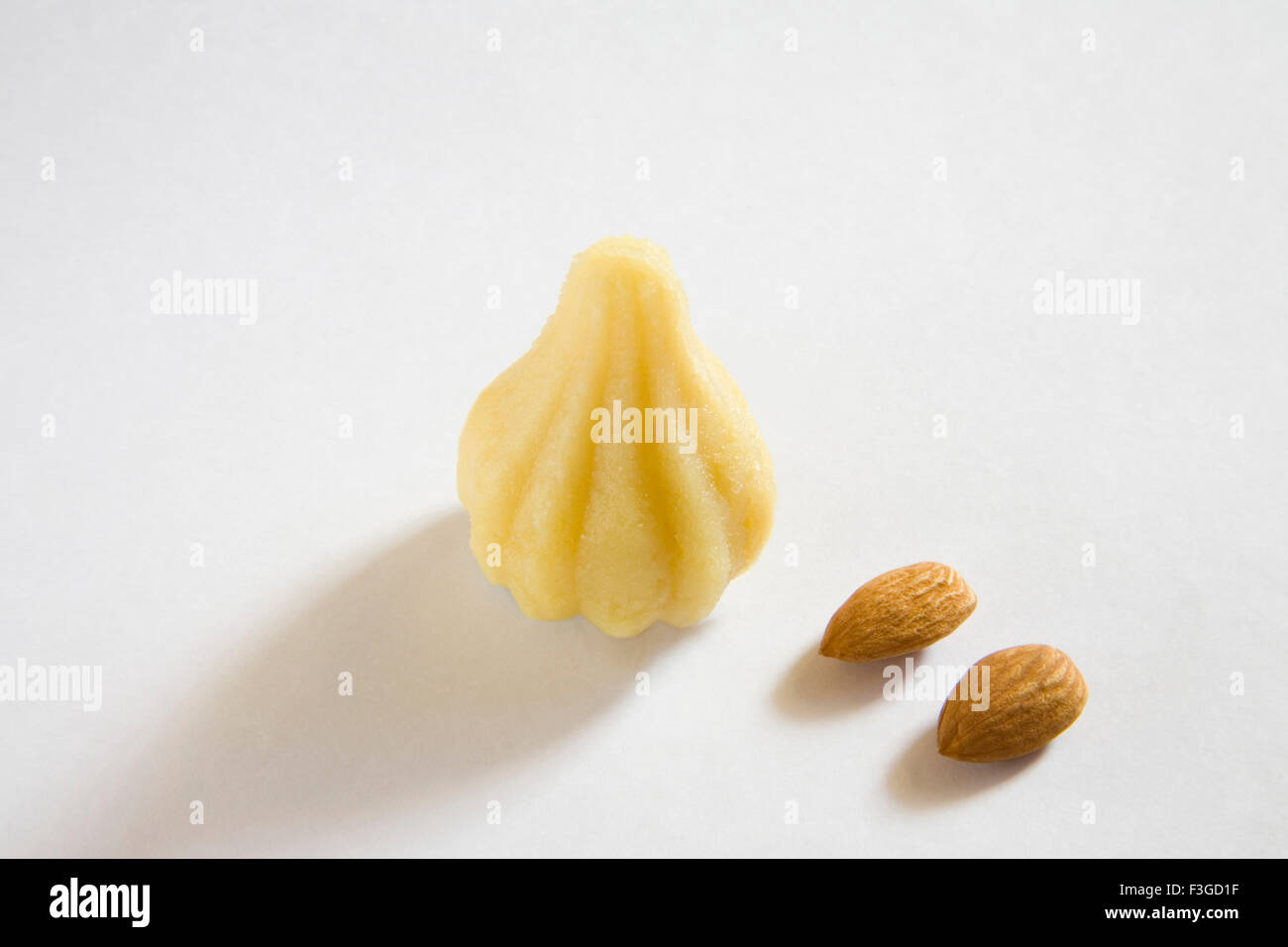 Indian sweet modak hi-res stock photography and images - Alamy