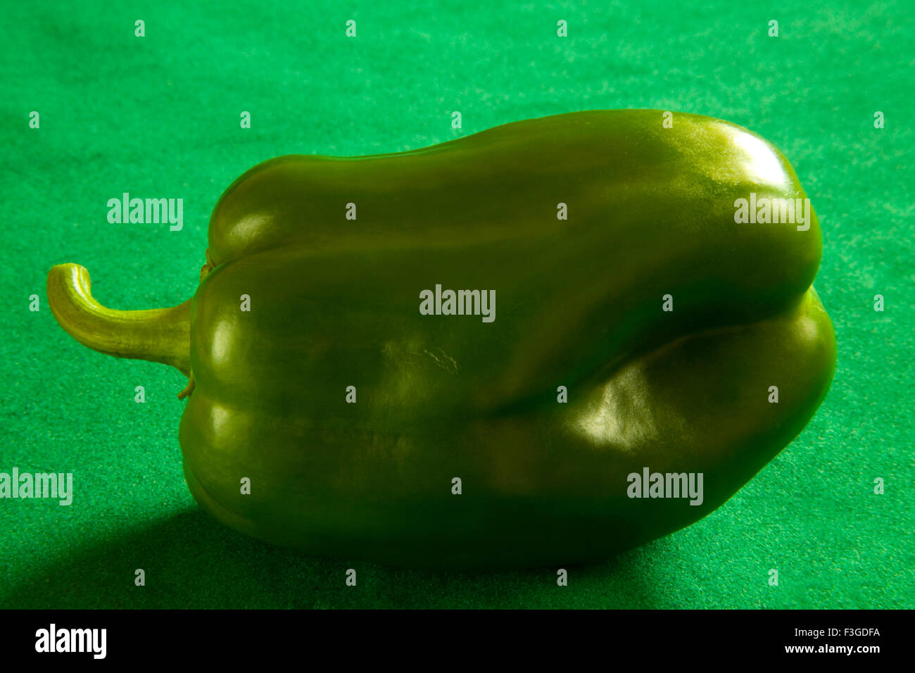 Shimla mirch hi-res stock photography and images - Alamy