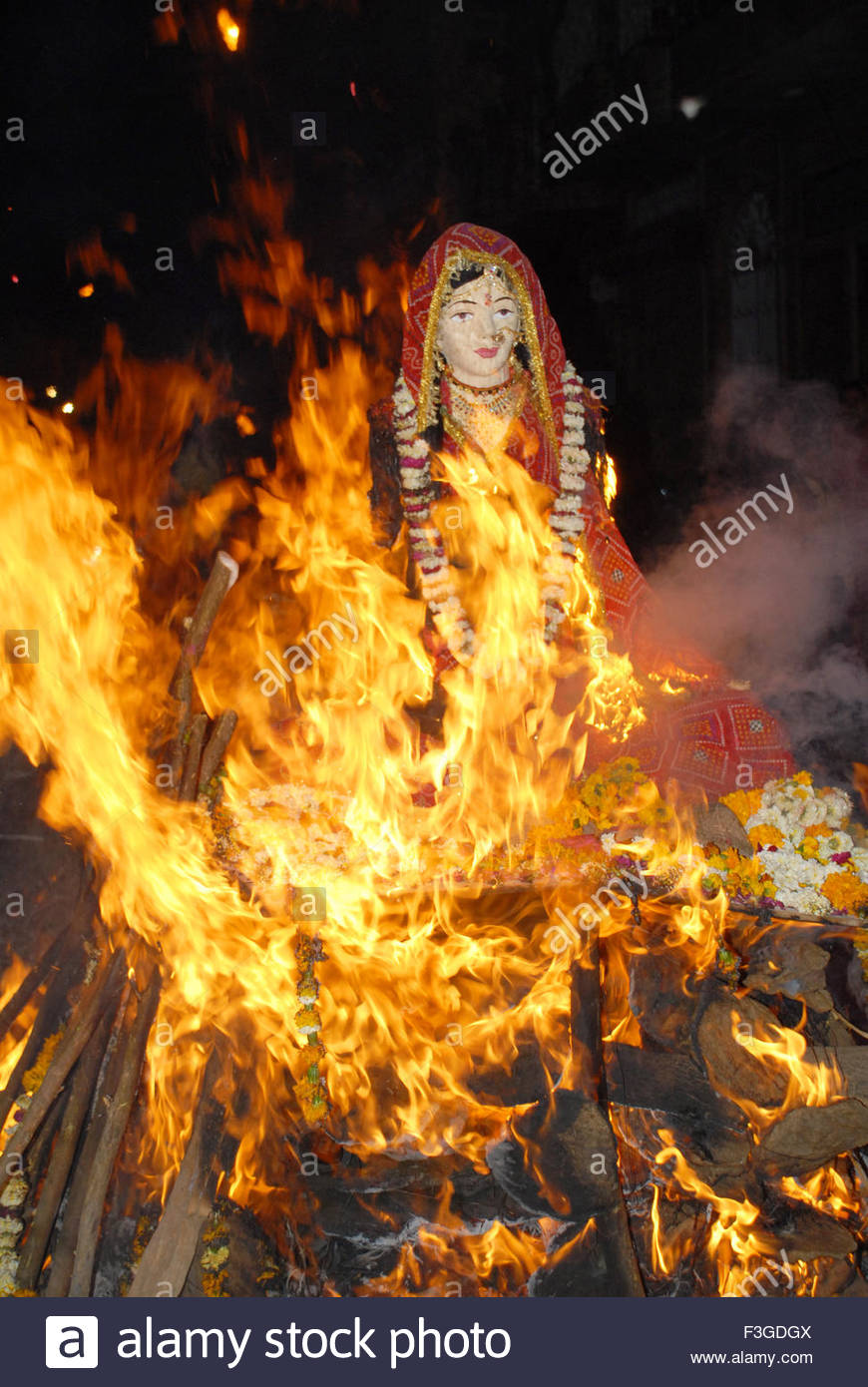 Burning Bride Stock Photos & Burning Bride Stock Images - Alamy