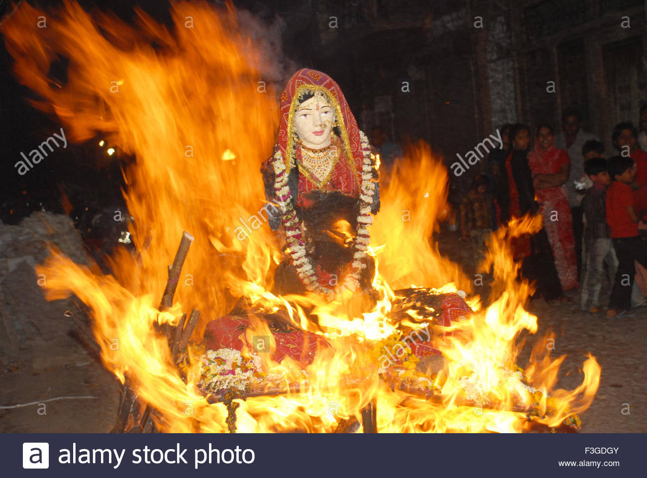 Burning Bride Stock Photos & Burning Bride Stock Images - Alamy