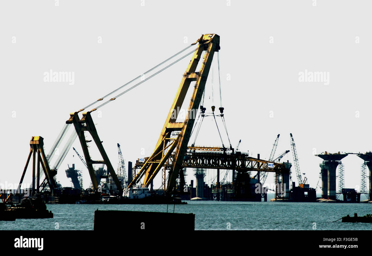 Asian Hercules 1600 Metric Tonnes Crane At Work On Bandra Sea Link ...