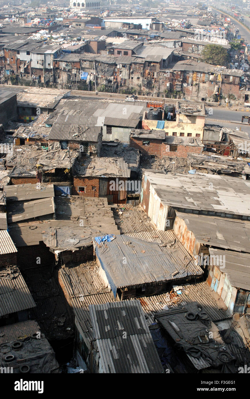 Dharavi slum area of mumbai hi-res stock photography and images - Alamy