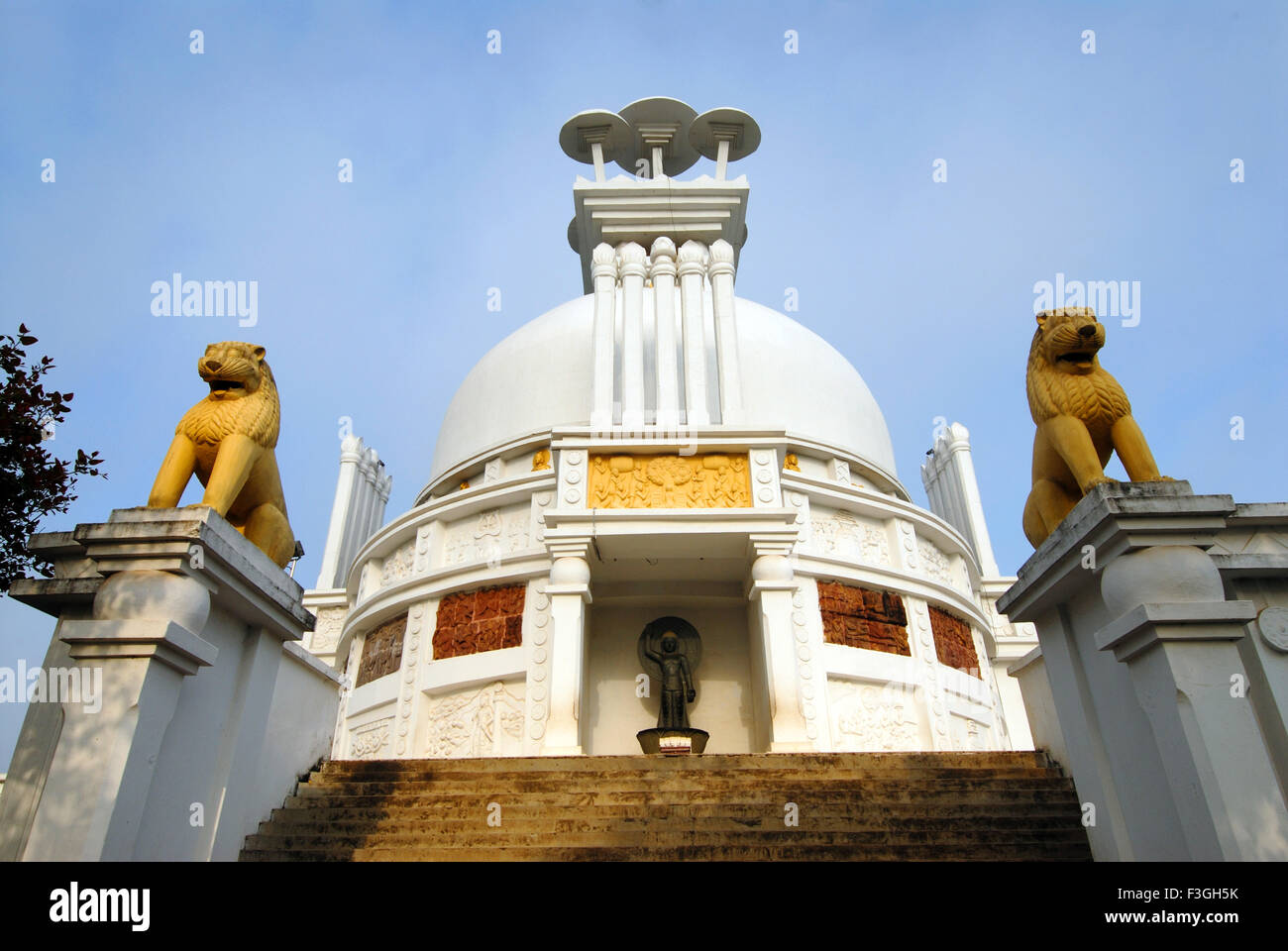 Shanti stupa ; Dauli hill ; Bhubaneswar ; Orissa ; India Stock Photo ...