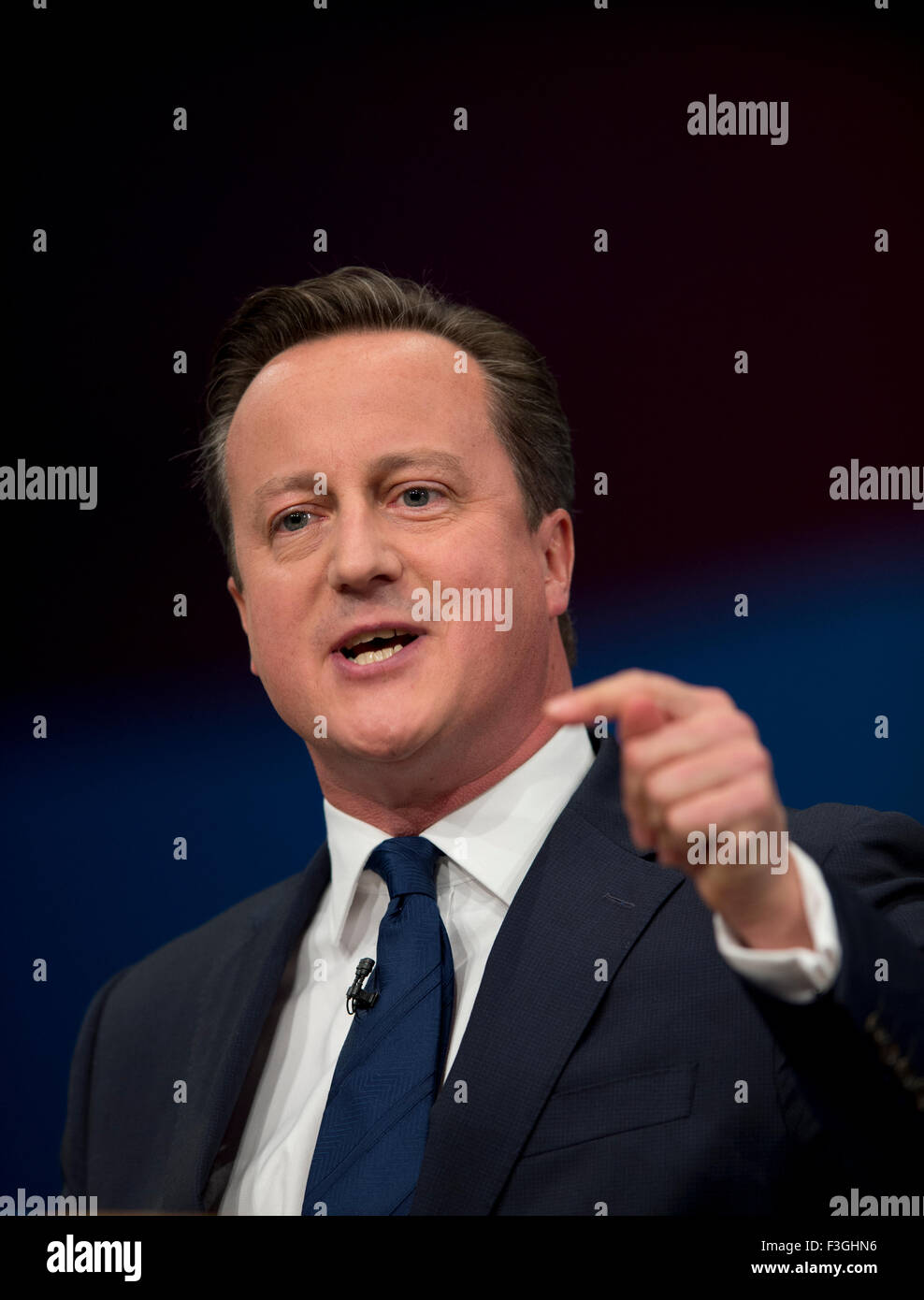 David cameron portrait hi-res stock photography and images - Alamy