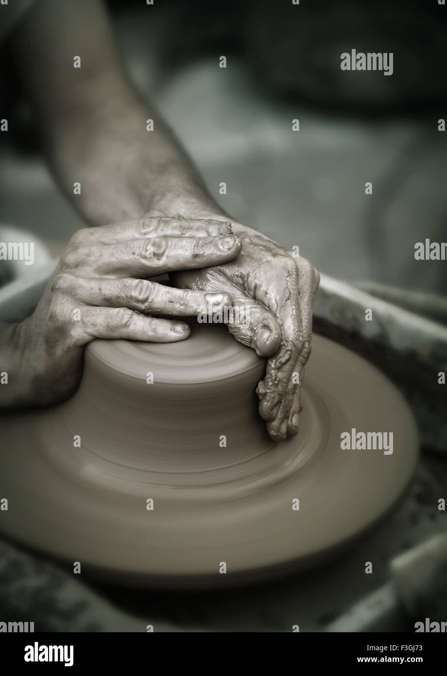 Pottery lesson hi-res stock photography and images - Alamy