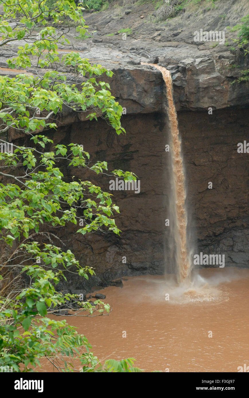 Girmal waterfalls, subir village, ahwa songadh road, saputara, Gujarat ...