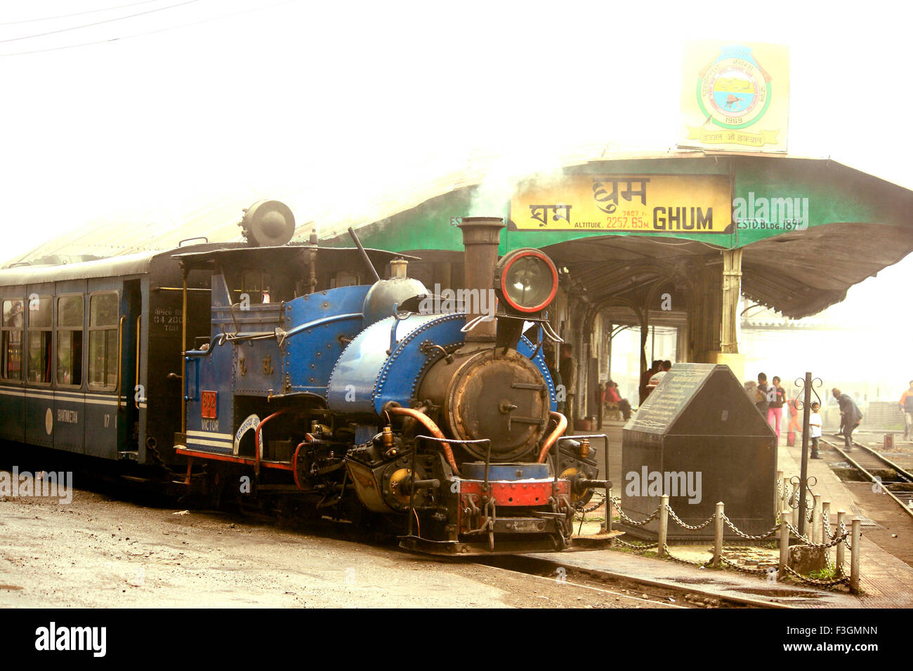 Ghum train hi-res stock photography and images - Alamy